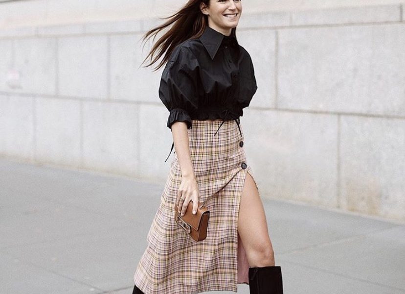 Saia com botões e rachas, saiba onde encontrar! – LuxWOMAN