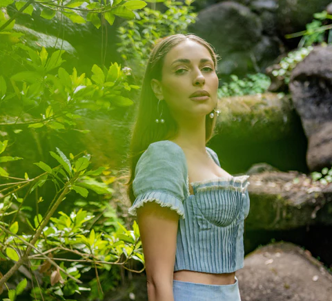 Khris K chega ao Showroom Brandfire – LuxWOMAN