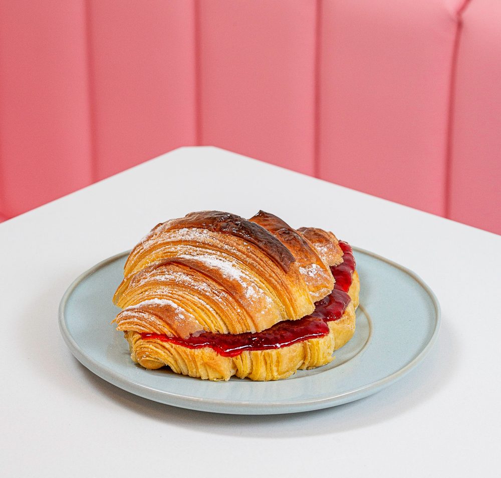 Folhado ou Brioche: quatro sítios para comer um croissant – LuxWOMAN