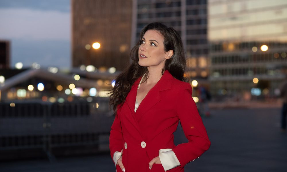 Hana Sofia: de Portugal para o Mundo – LuxWOMAN